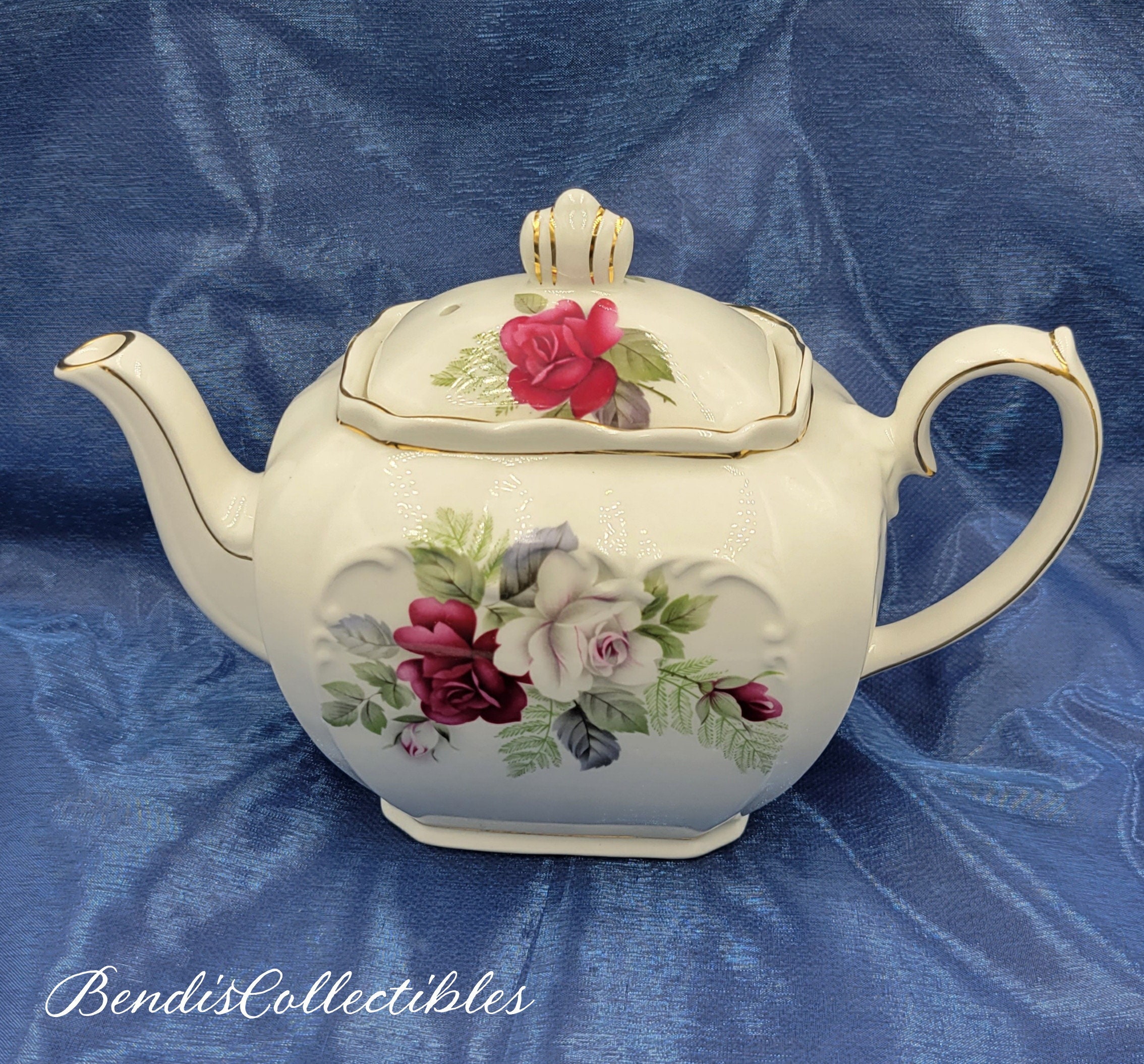 Vintage Sadler Red Roses Teapot England. bendiscollectibles - Etsy