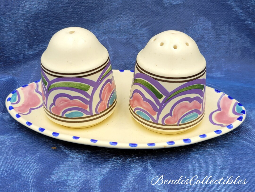 Vintage Honiton Devon Pottery Spices Set - Salt - Pepper Shaker on a ...
