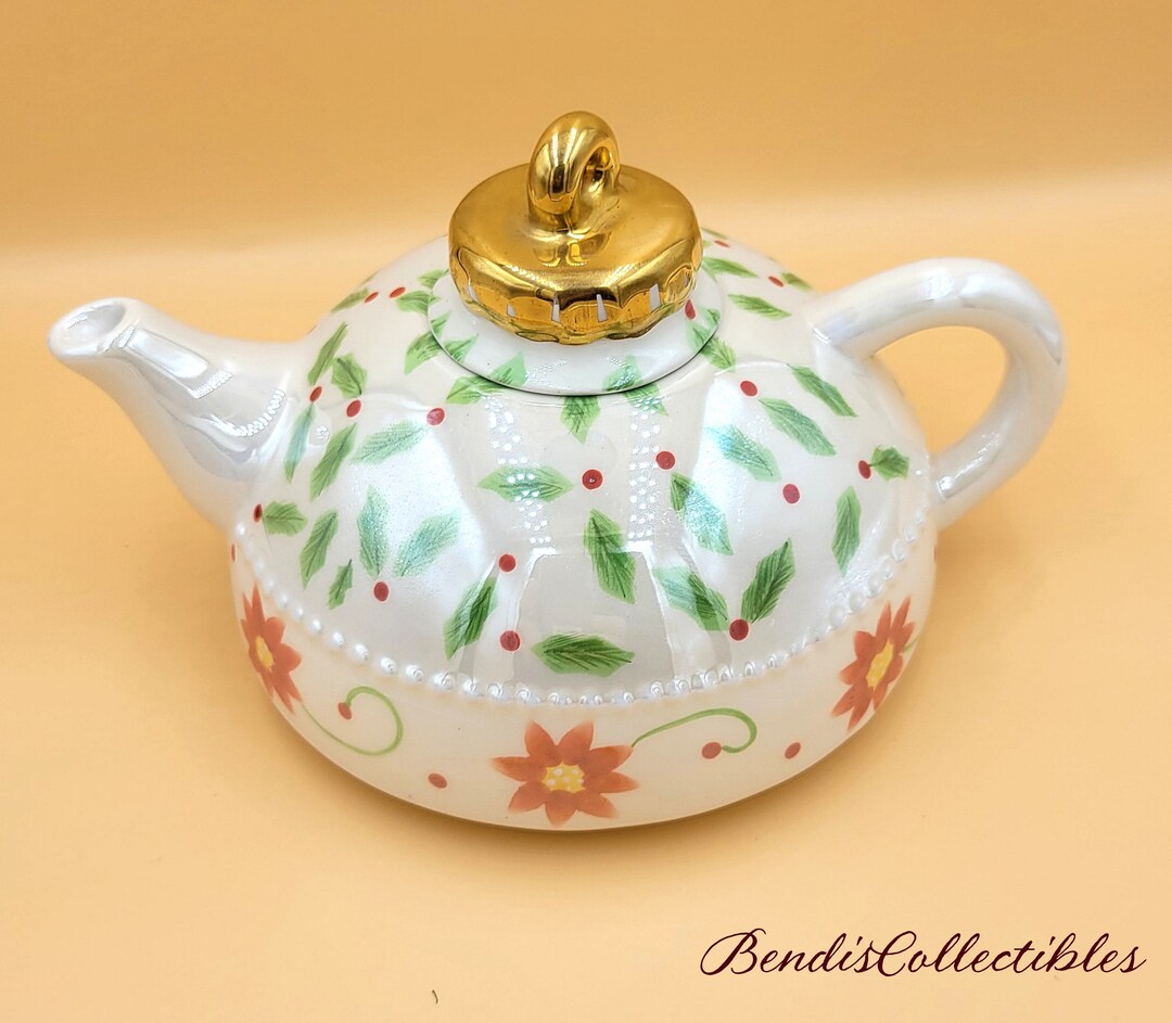 Vintage Bella Casa by Ganz Teapot. Christmas Holiday Teapot ...