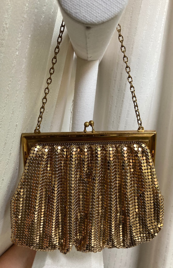 Vintage gold mesh purse - Gem