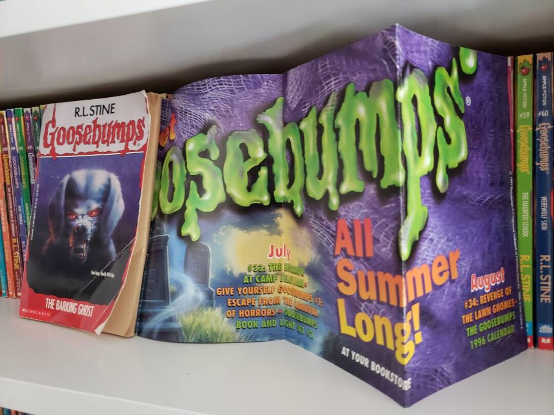 Goosebumps #32 the Barking Ghost WITH Pull-out POSTER Attached by R.L ...