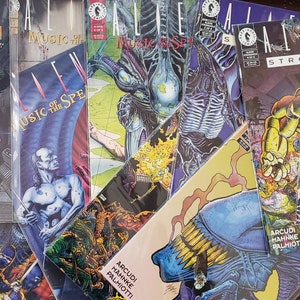 Aliens Dark Horse Comics, Vintage 1990s Editions: Labyrinth, Music of ...