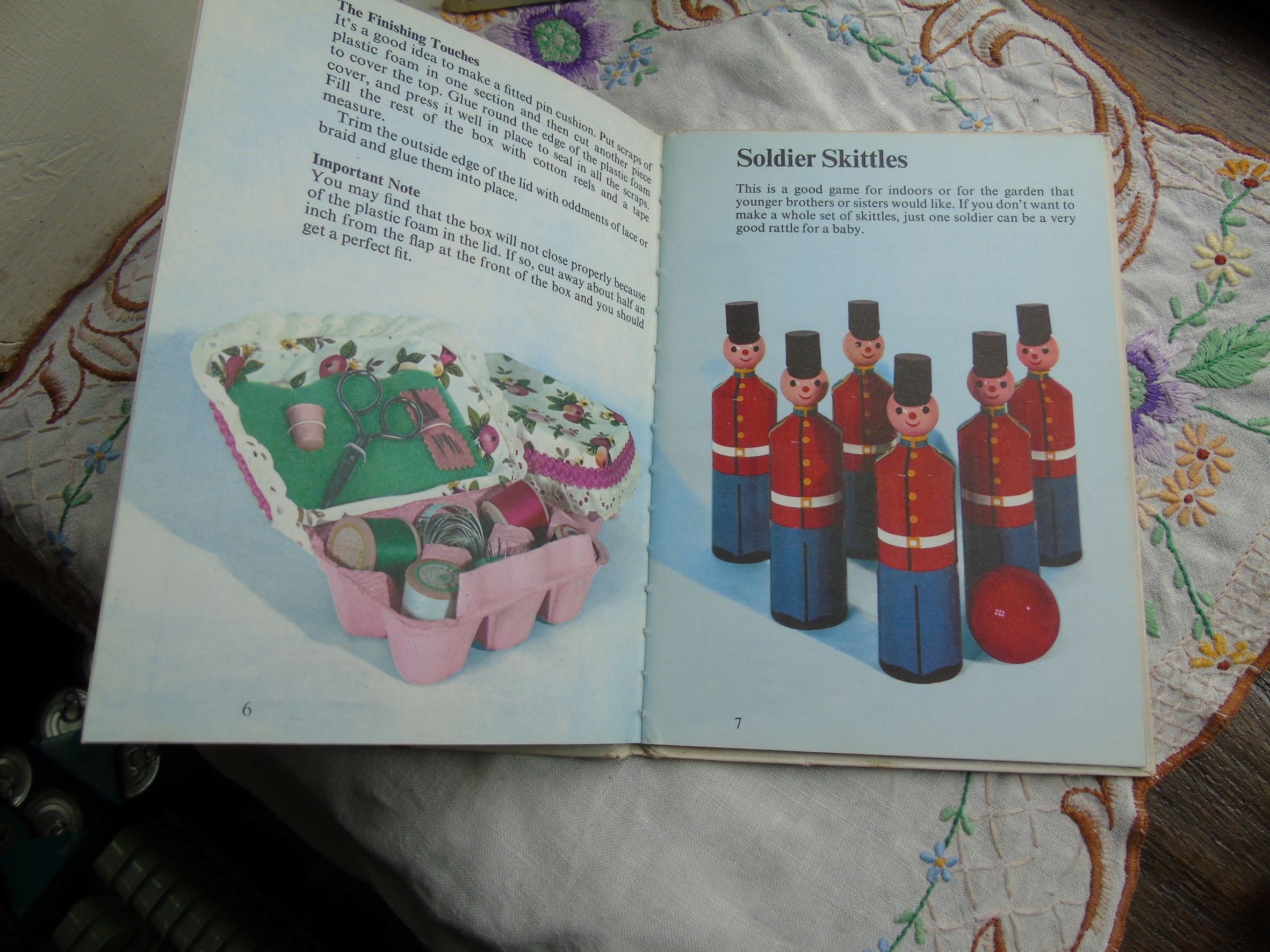 Two Blue Peter Mini Books. Bought in 1970s Enjoyed as a Child. A Great ...