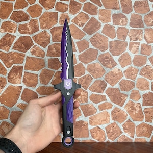 Valorant VCT Lock // IN Misericordia Knife | VCT Lock Knife ...