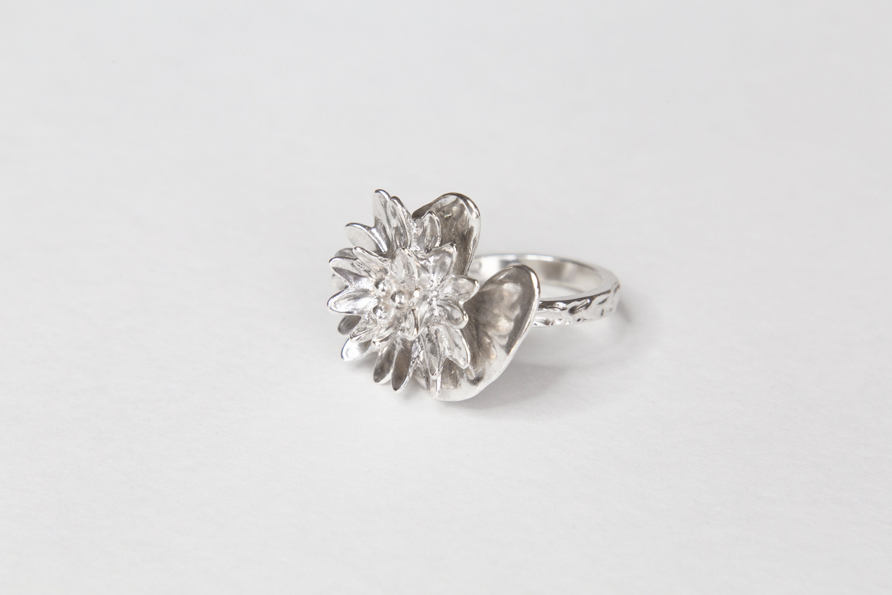 Big and Beautiful: Handcrafted Water Lily Silver Ring - Etsy