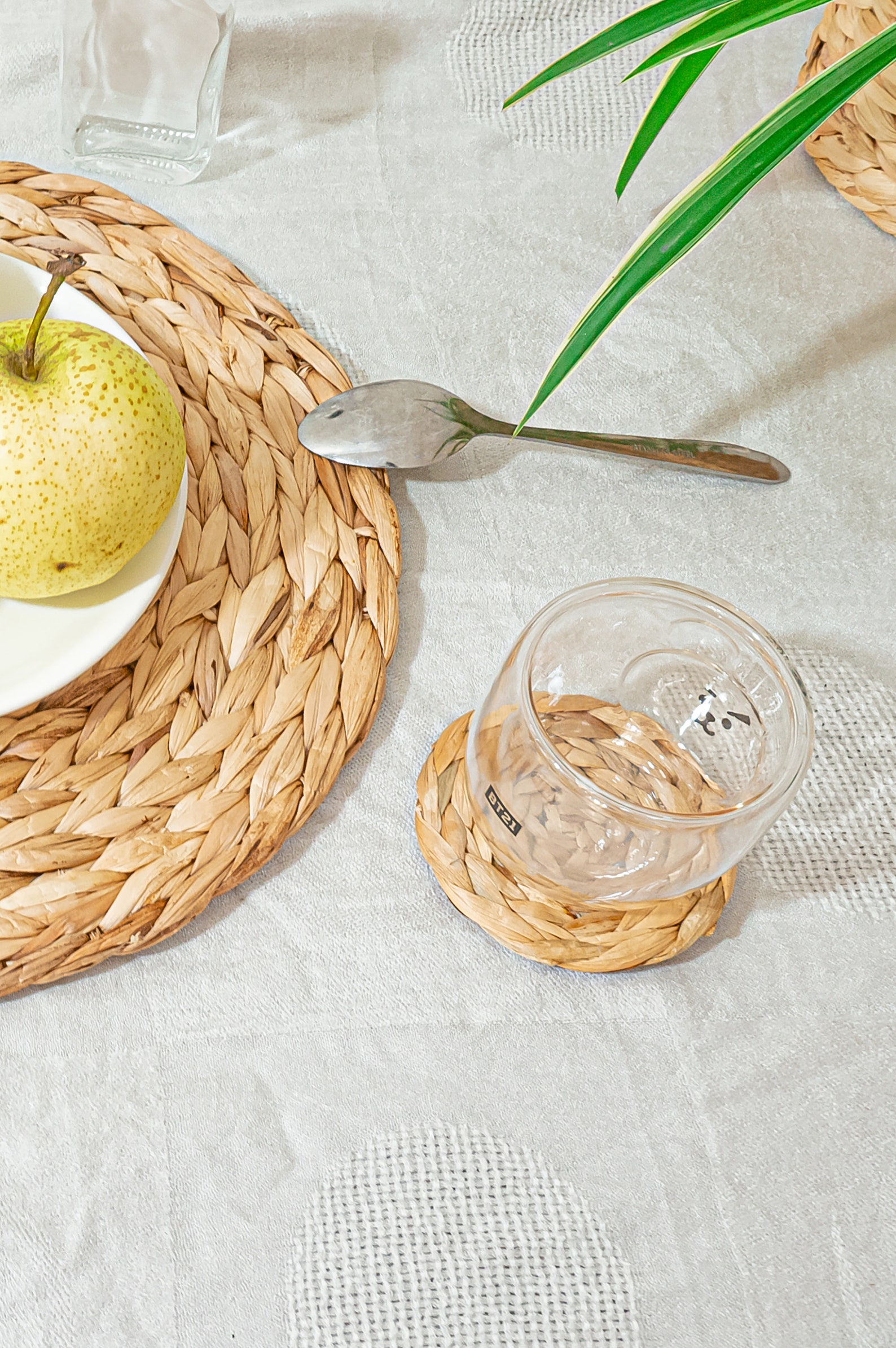 Water Hyacinth Coasters on Table Decor, Natural Wicker Placemats, Round ...