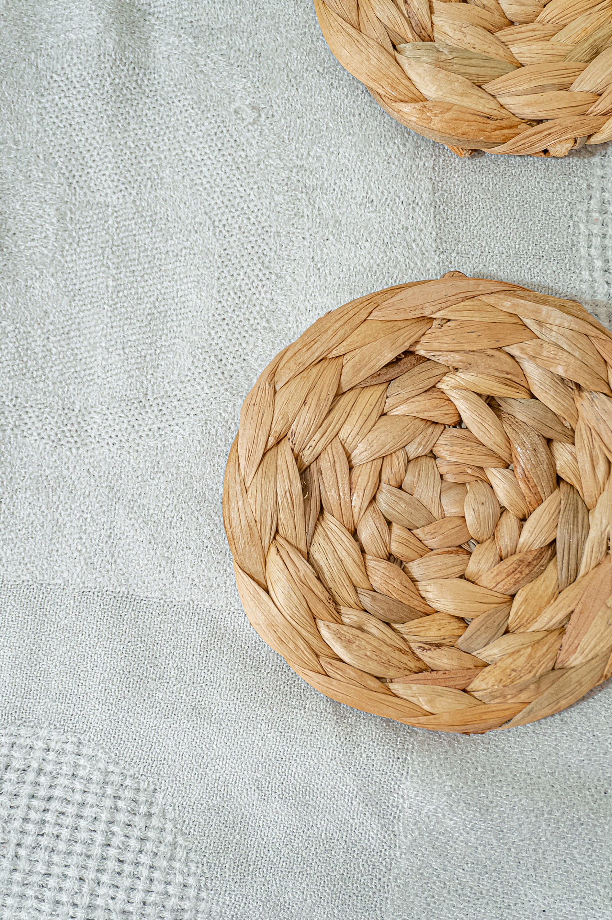 Water Hyacinth Coasters on Table Decor, Natural Wicker Placemats, Round ...