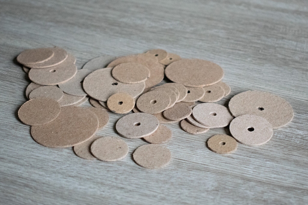 Die Cut Circles 20pcs. Cardboard Wheel With a Hole in the Middle, 5 ...