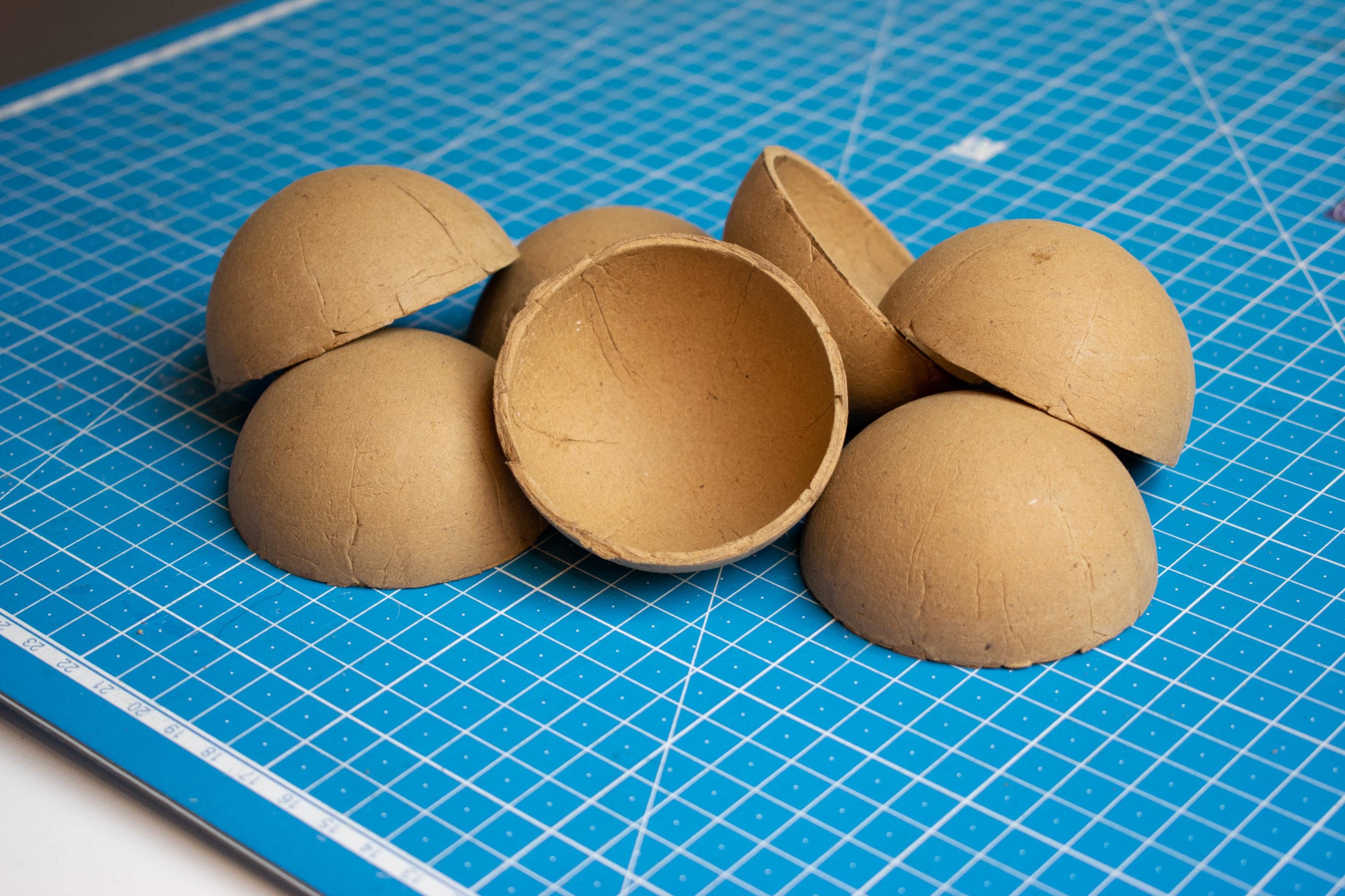 Cardboard Hollow Half-ball 3D Crafting Supply, Furniture Made of ...