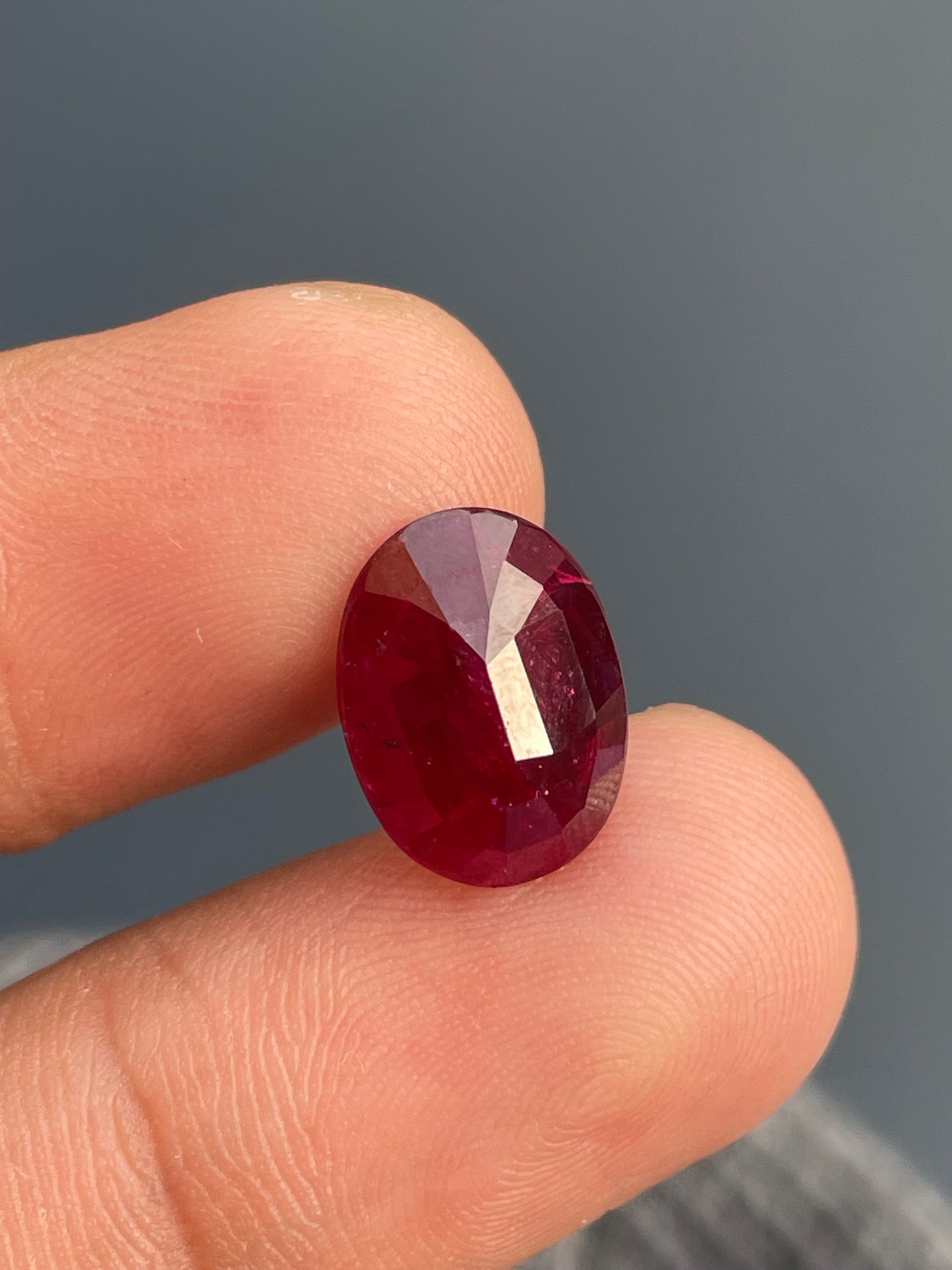 Natural Ruby Pigeon Blood Red RARE Quality With Certificate, 4.47cts 9 ...