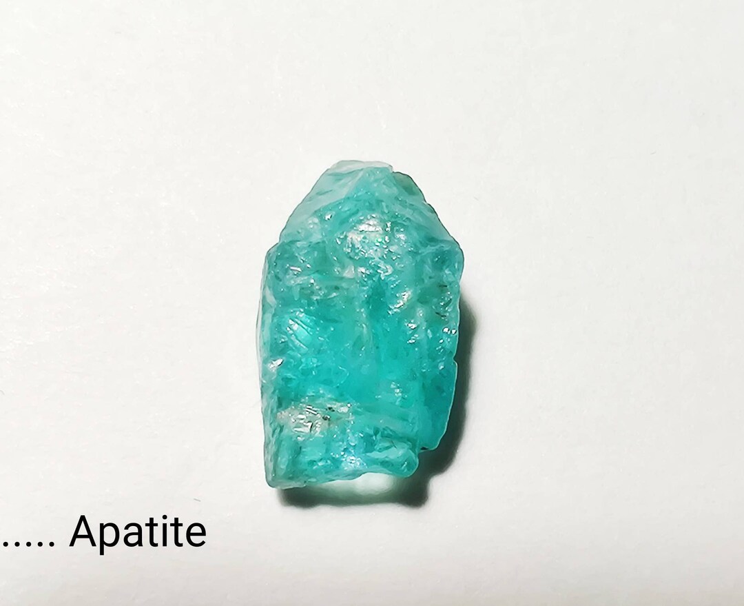 Apatite Raw Size 9×16mm ,natural Green Apatite Raw Gemstone,green ...