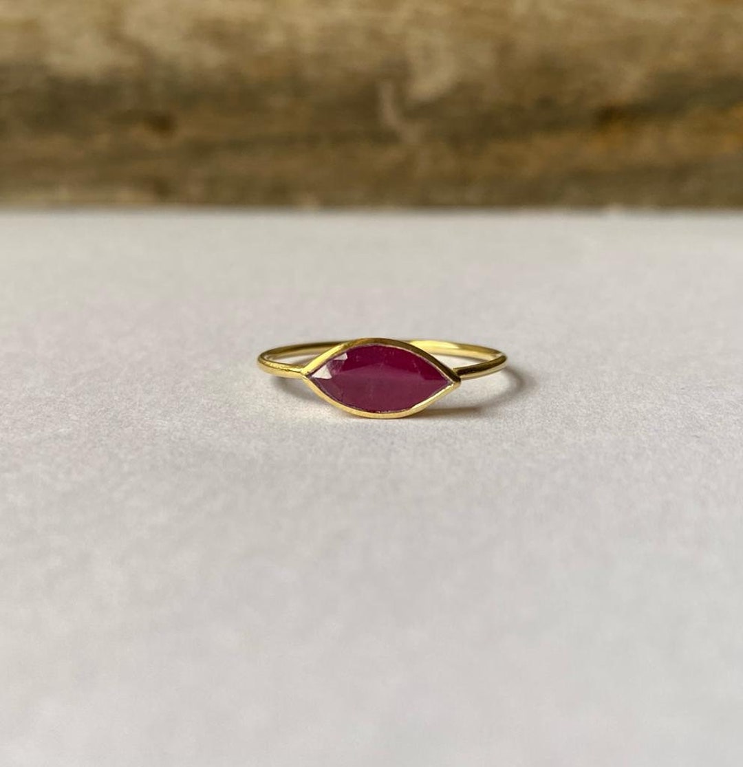14K Gelbgold Handgemachte Natürliche Zertifizierter Rubin Stein ...