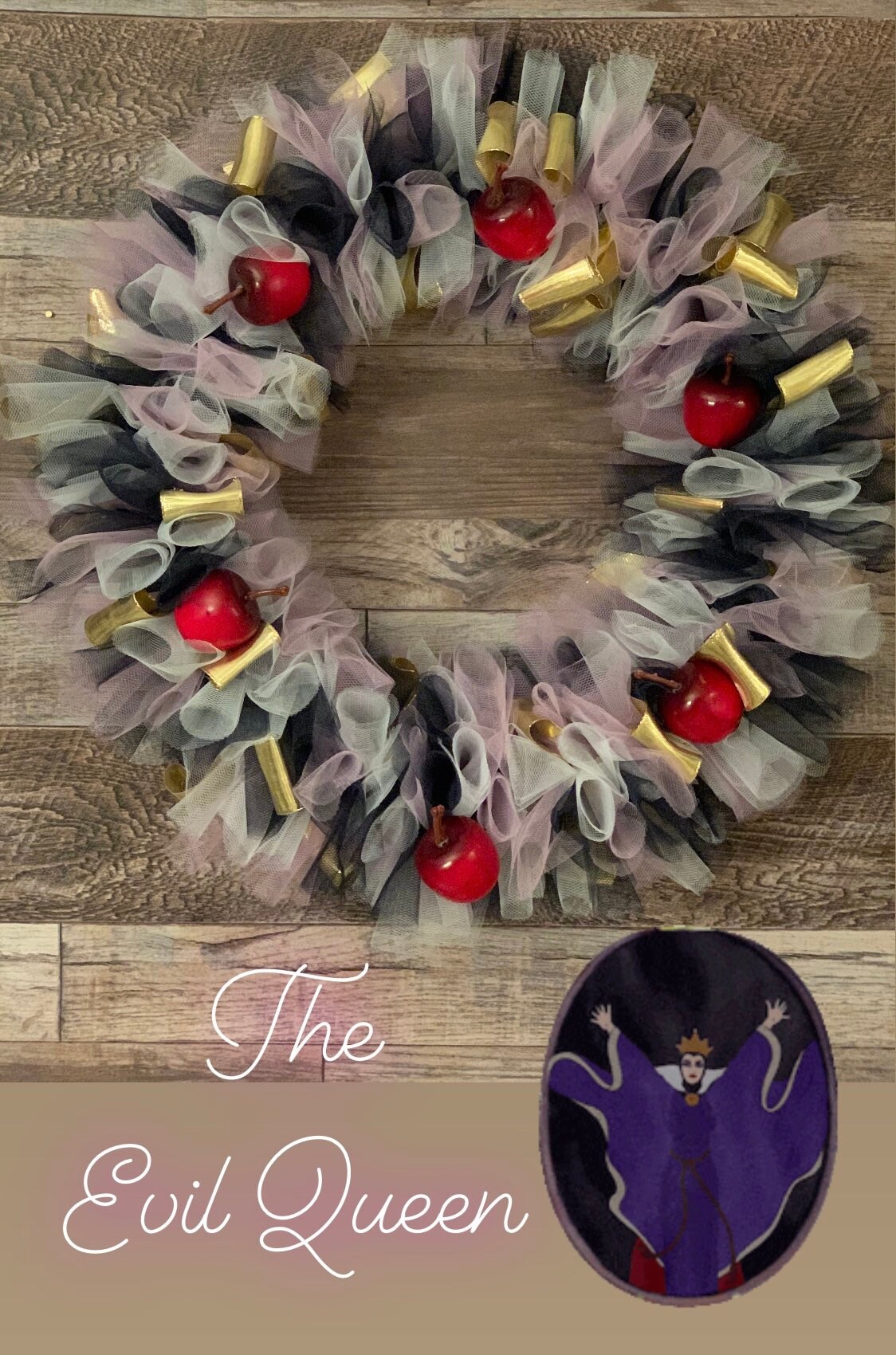 Snow White Evil Queen Inspired Wreath - Etsy