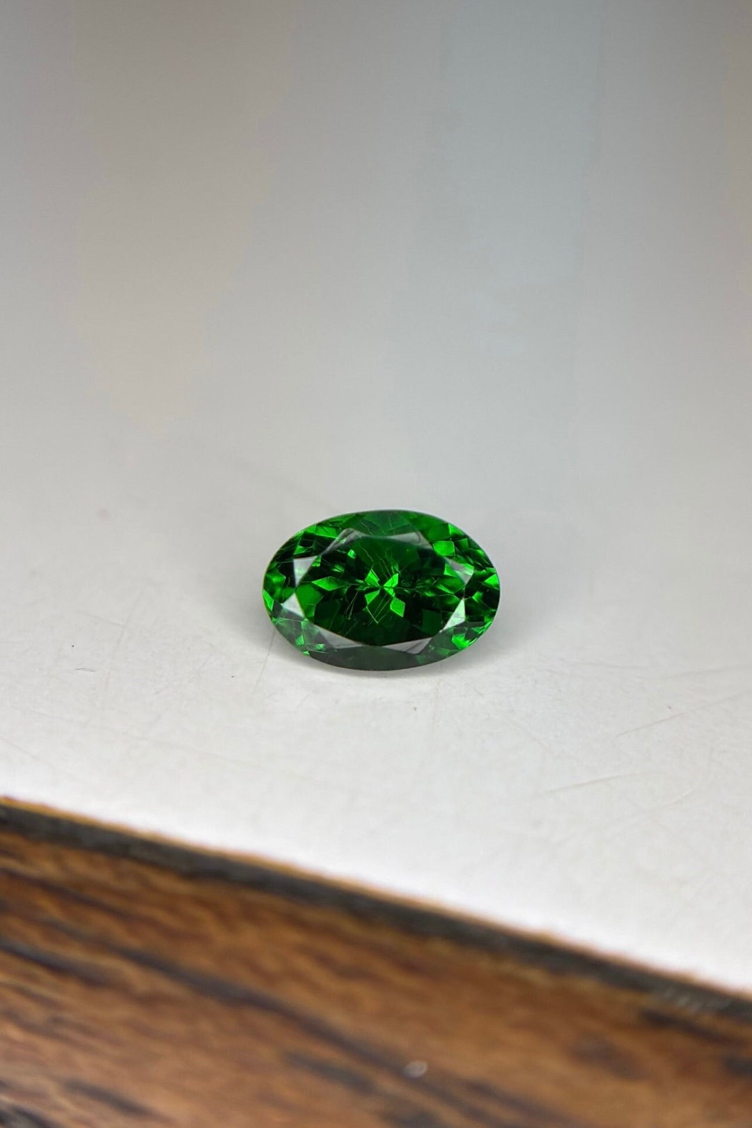 Stunning Natural Tsavorite Oval | Top Quality, Vivid Green Color, 6.01 ...