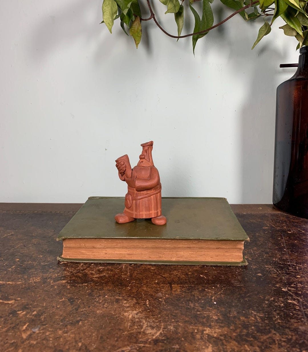 Vintage Robin Coutts Gaelic Scotsmen Men of Glaur Clay Terra Cotta 1E ...