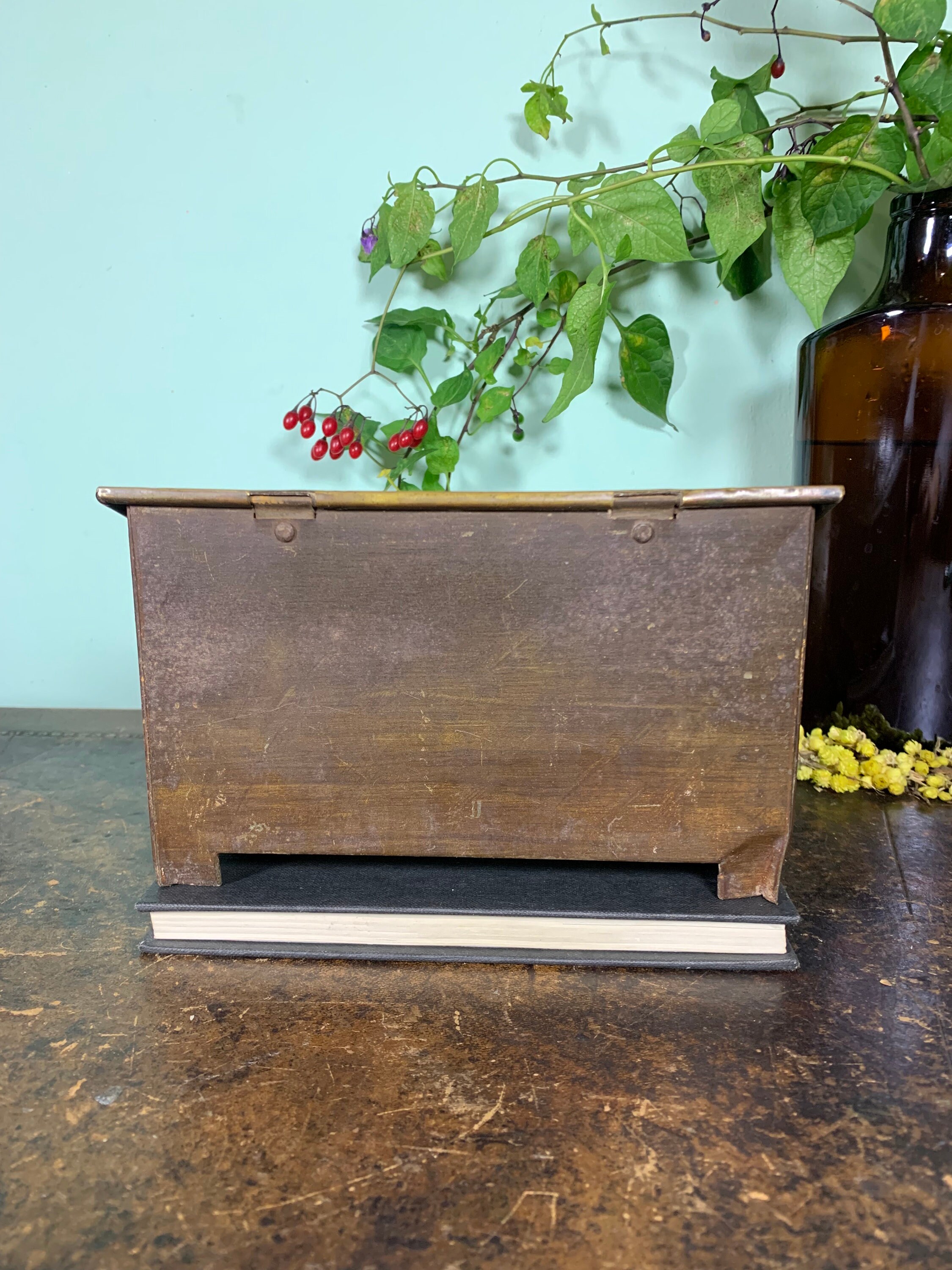 Antique Jacob and Co Biscuit Box Tin With Folk Scene E-2 - Etsy