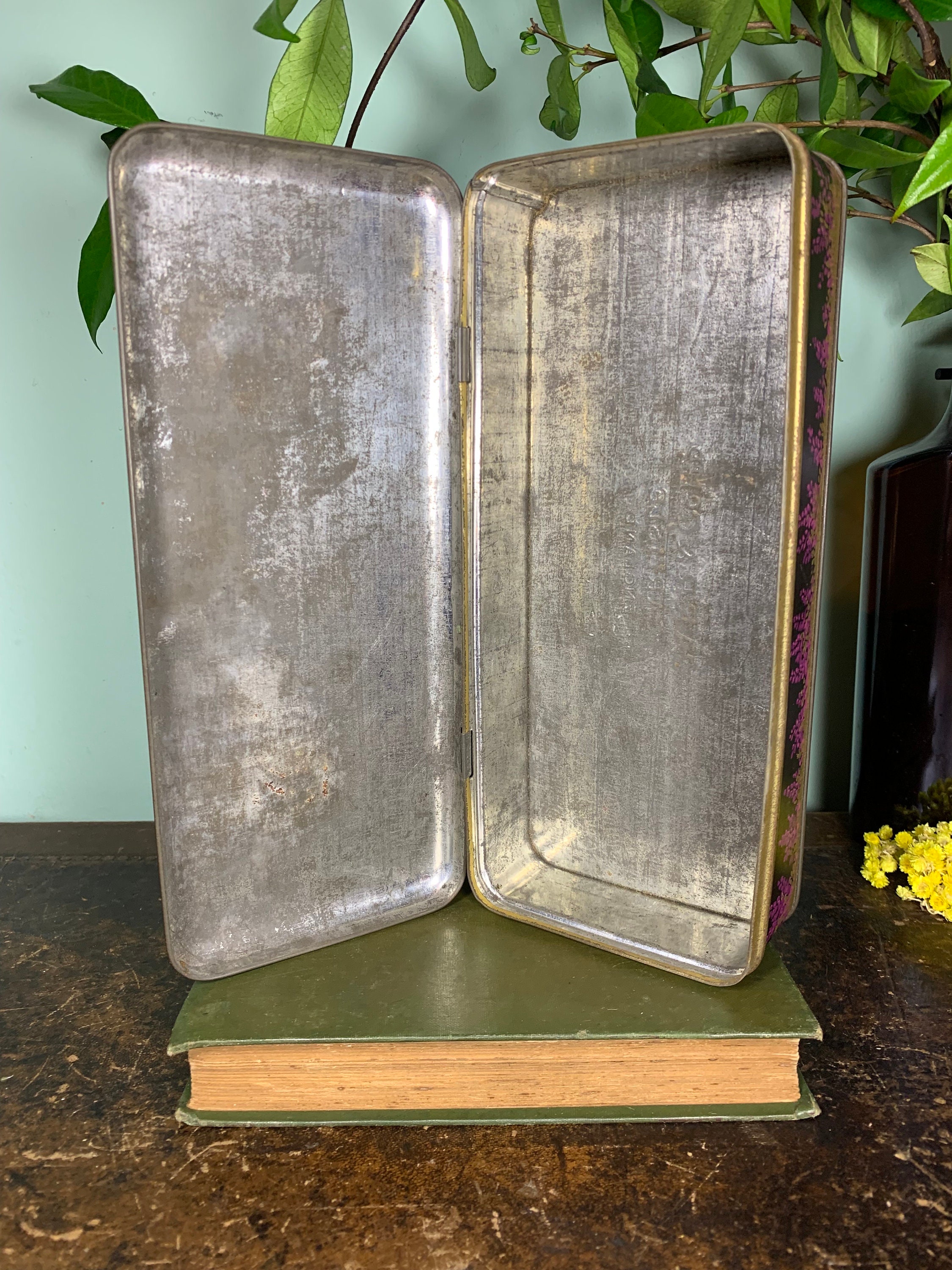 Carr Co Ltd Carlisle antique Box Sheet Metal Scenery Highland Landscape ...