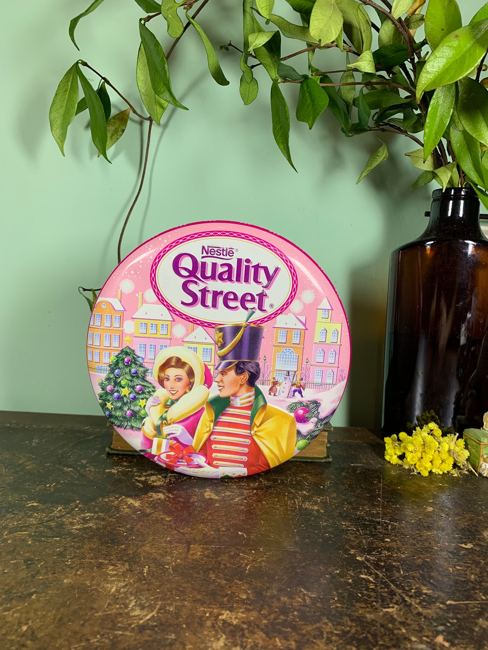 Quality Street Tins Soldier Lady Reference Site for Quality Street ...