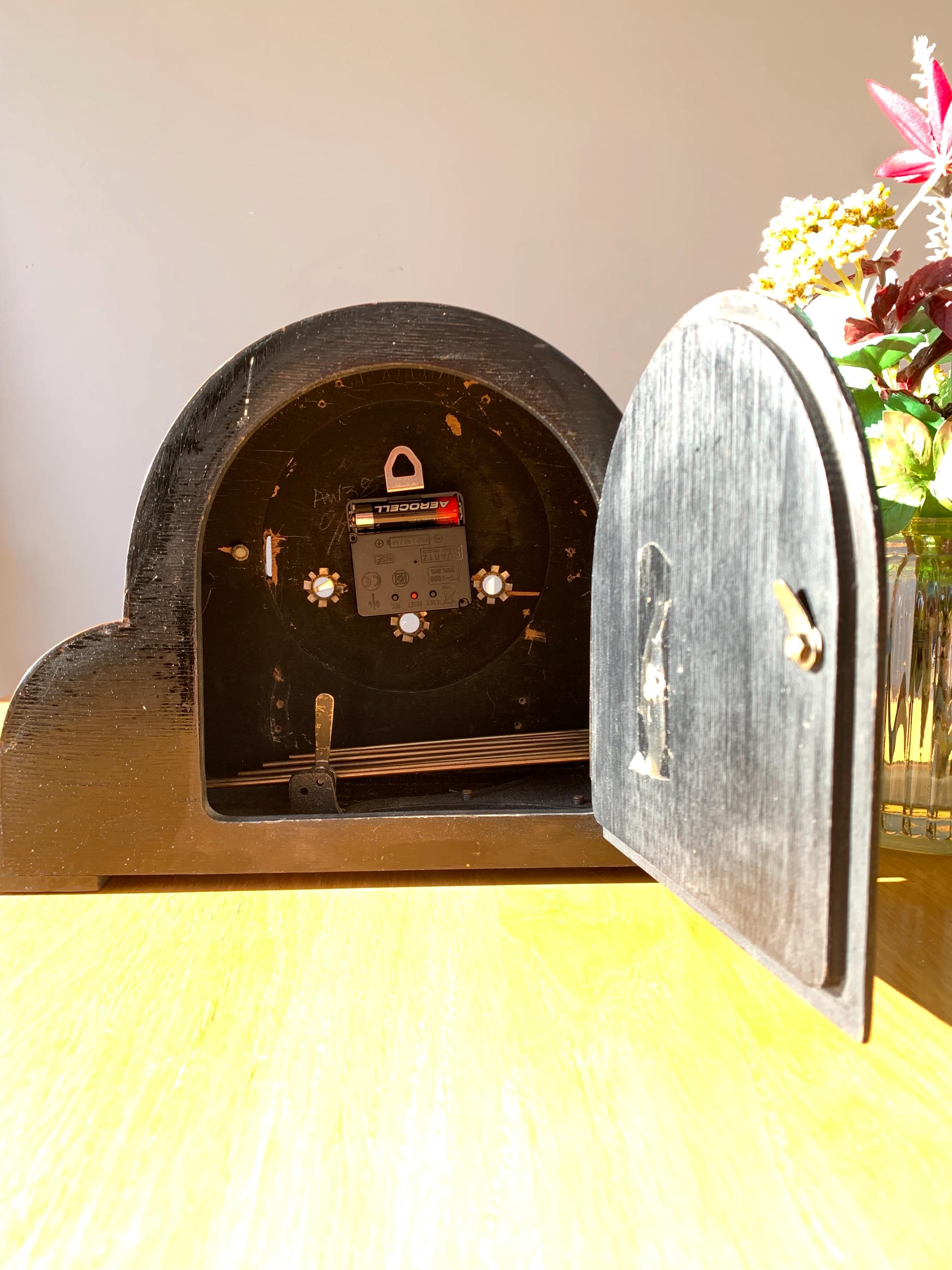 Wooden Traditional Mantle Clock Battery | Century Oak Westminster Chime ...