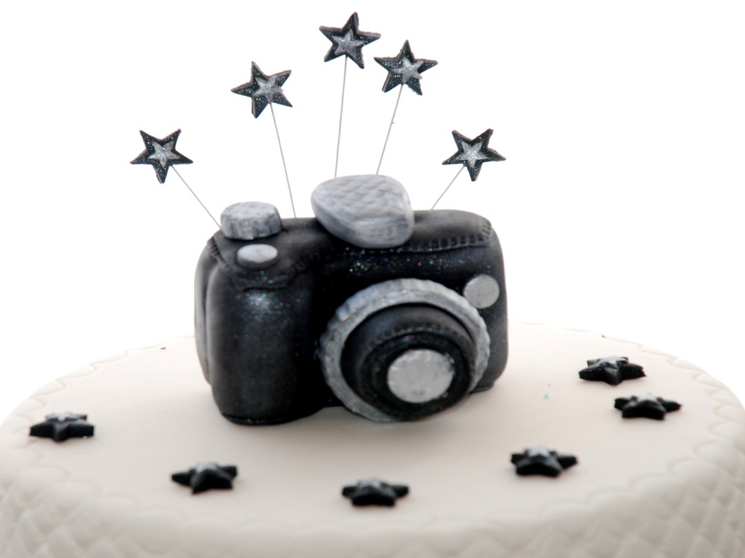 Edible Camera Cake Topper Set – Handmade Sugarpaste Camera With Wired ...