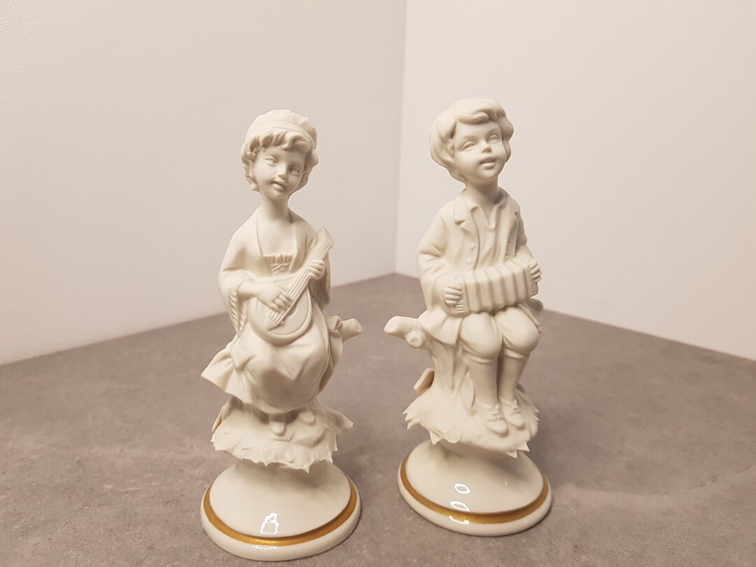 CAPODIMONTE Girl With Boy Signed marcolin Capodimonte Porcellane ITALY ...