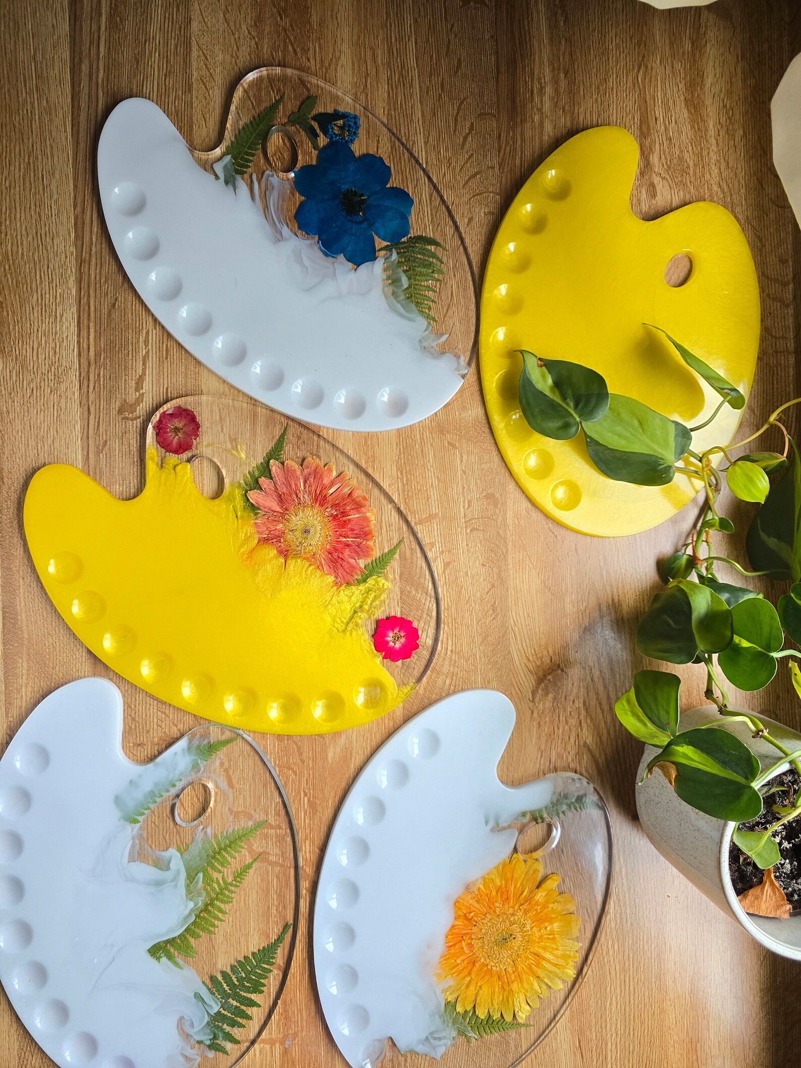 Custom Paint Palette | Resin Paint Gift | Unique Handmade Gift | Gift ...