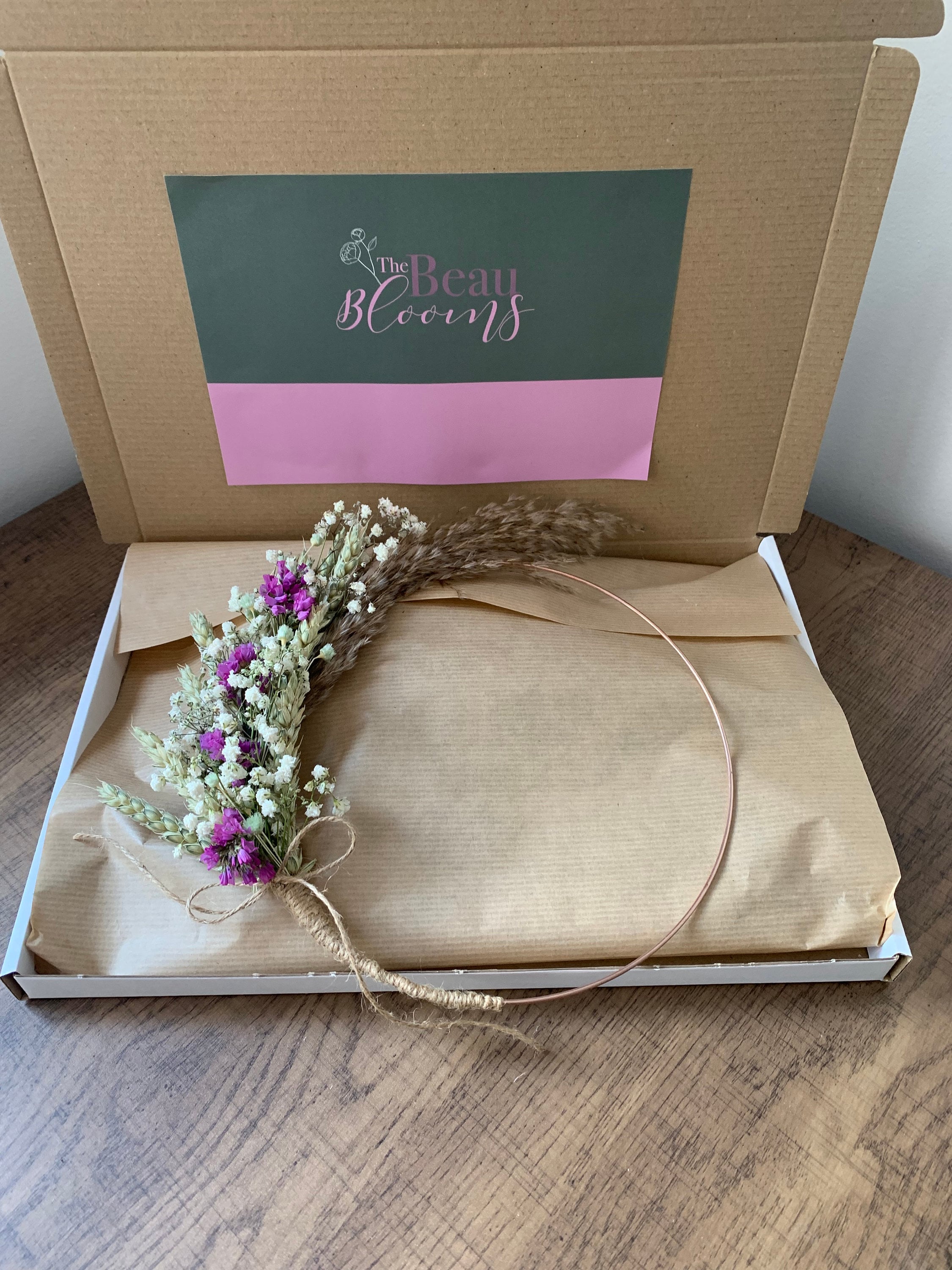 Spring Wreath Kit. DIY make your own Dried Wreath kit. Everything you ...