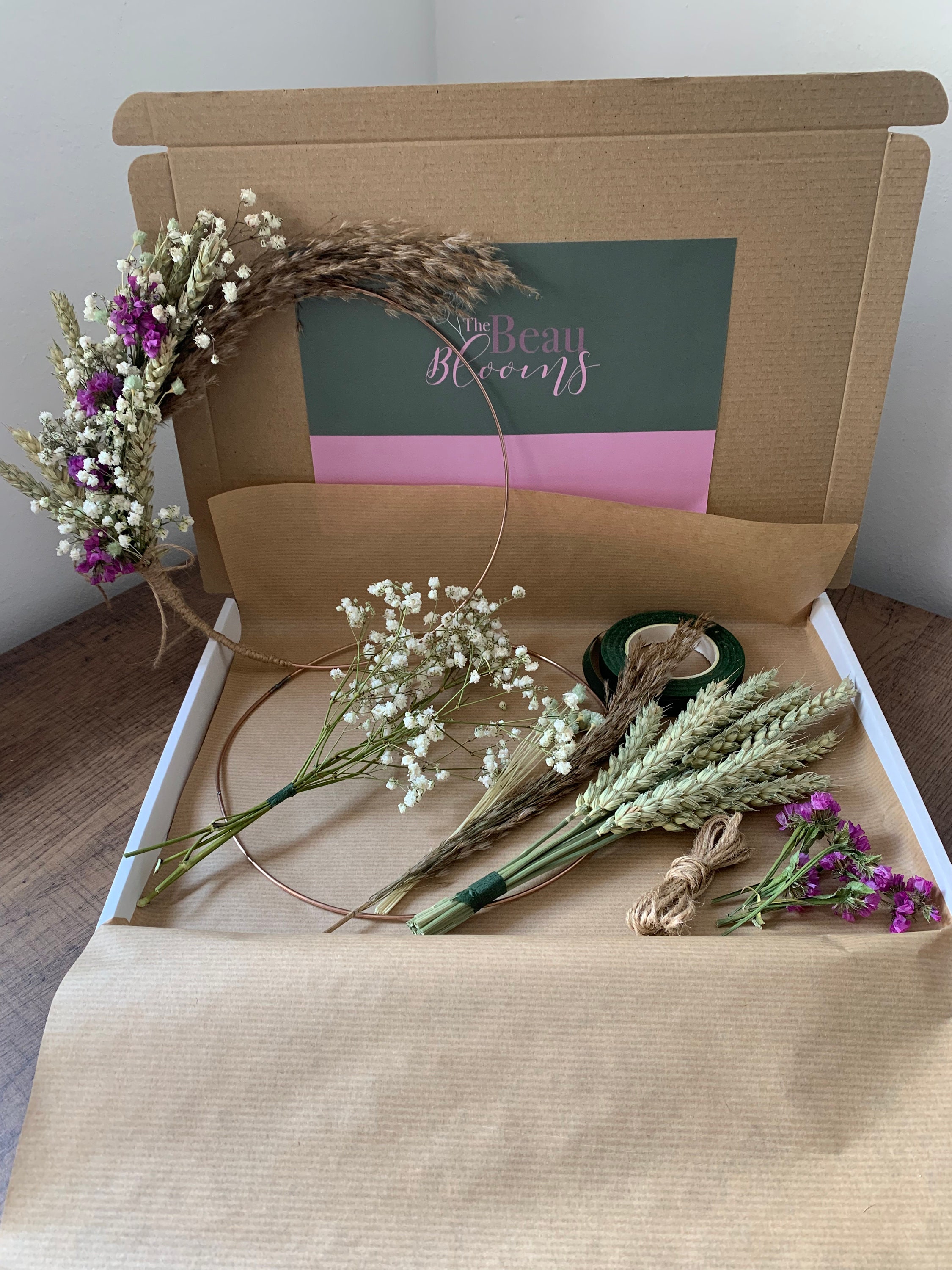 Spring Wreath Kit. DIY make your own Dried Wreath kit. Everything you ...