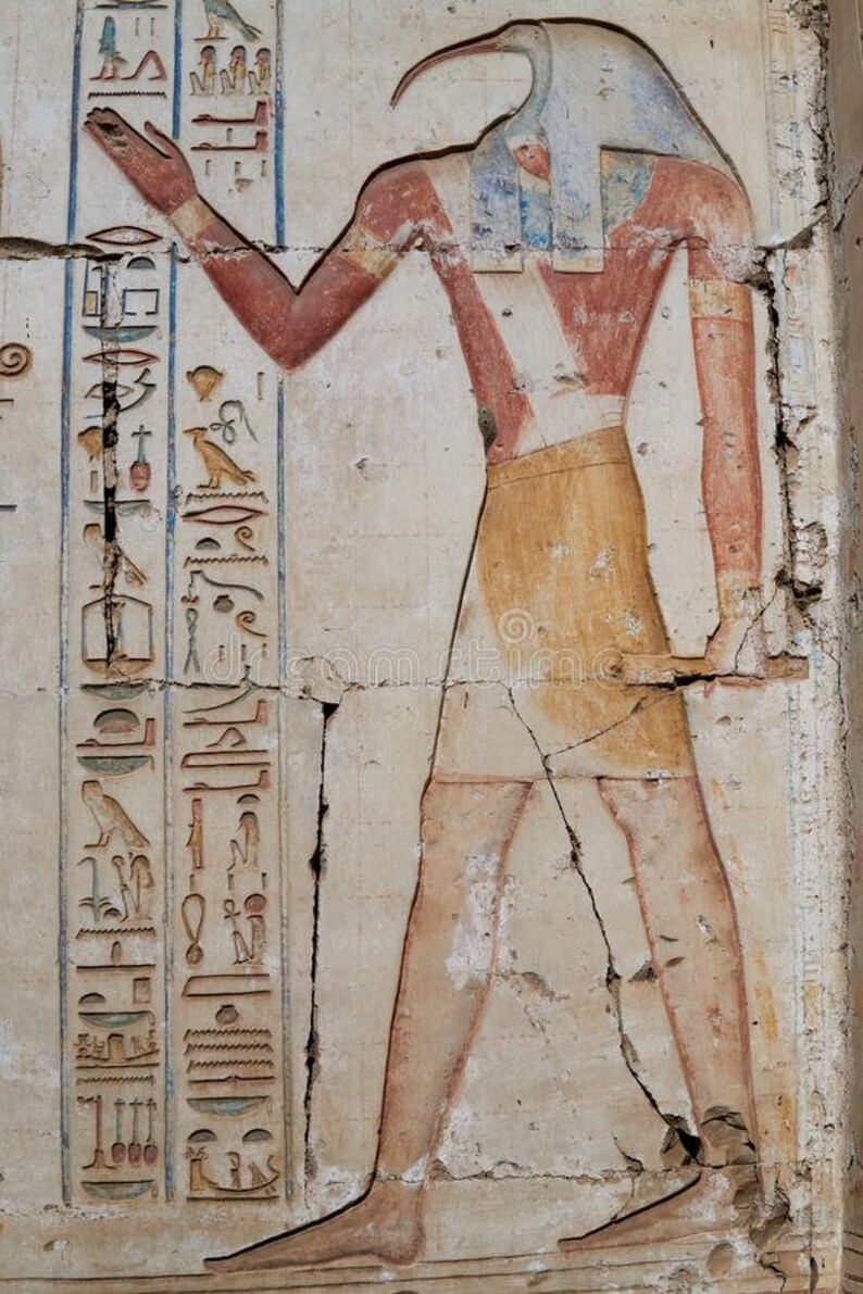 Thoth Evocation Guide: How to Work With the Egyptian God Thoth | Altar ...