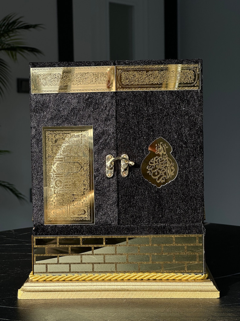 Personalized Kaaba Replica Quran Gift Set Islamic Gift Box Kaaba Model ...