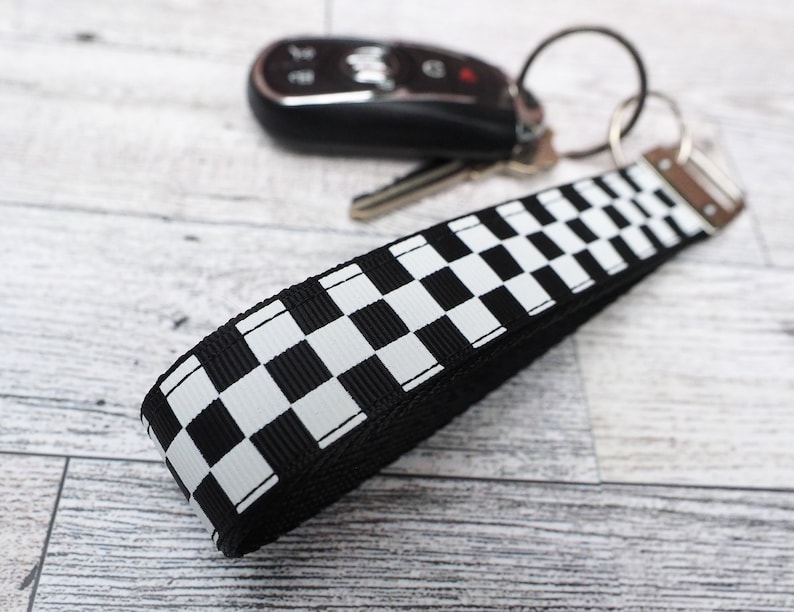 Checkered Flag Lanyard Keychain, Race Car Key Fob, Racing Driver Key ...