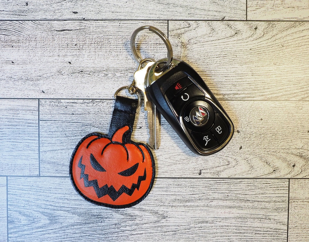 Scary Pumpkin Keychain, Spooky Halloween Key Fob, Fun Unique Bag Charm ...