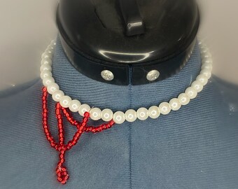Pearl Bleeding Necklace - Etsy