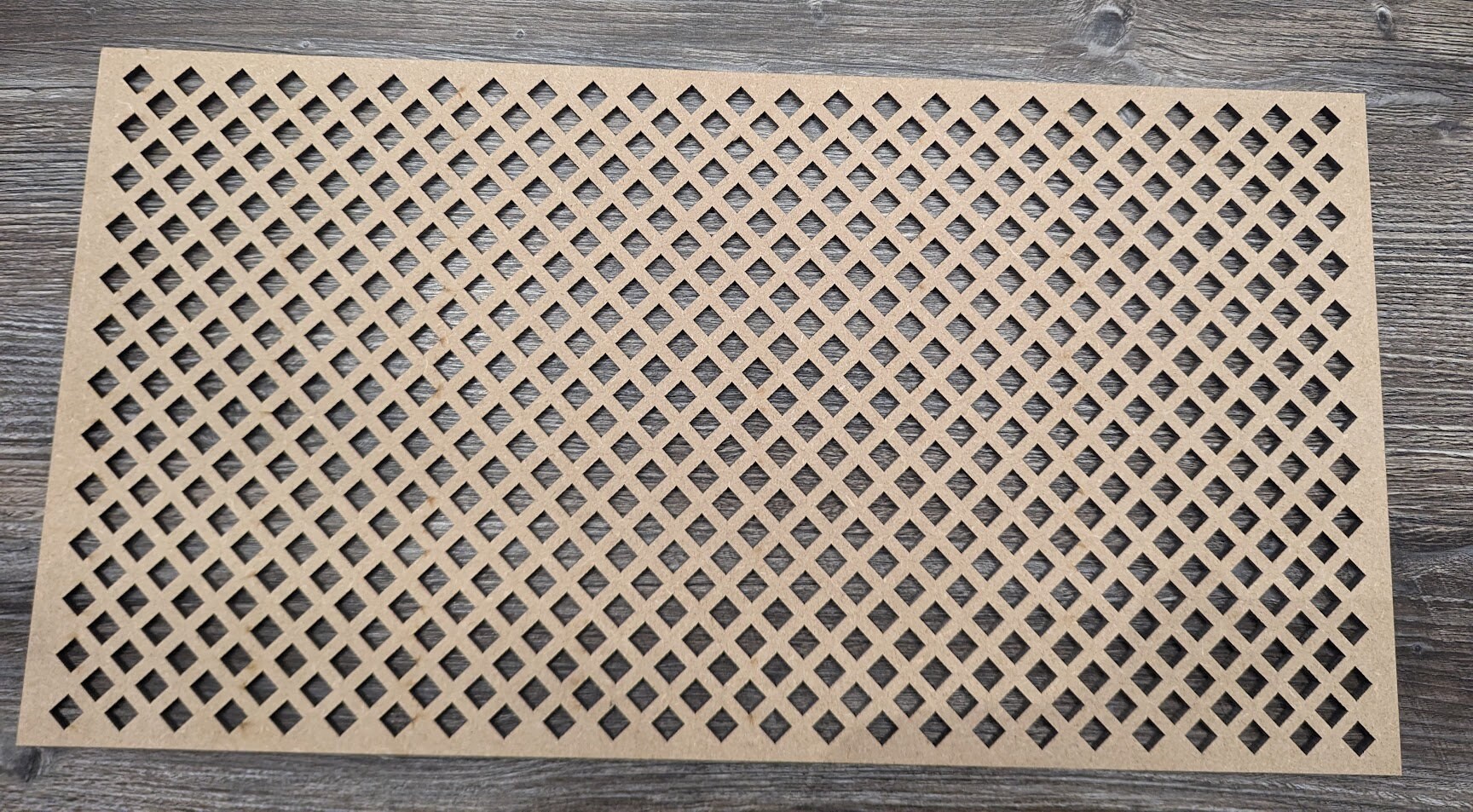 Wooden 6mm Thick MDF Diamond Grille (580 X 300mm Size) Decorative Panel ...