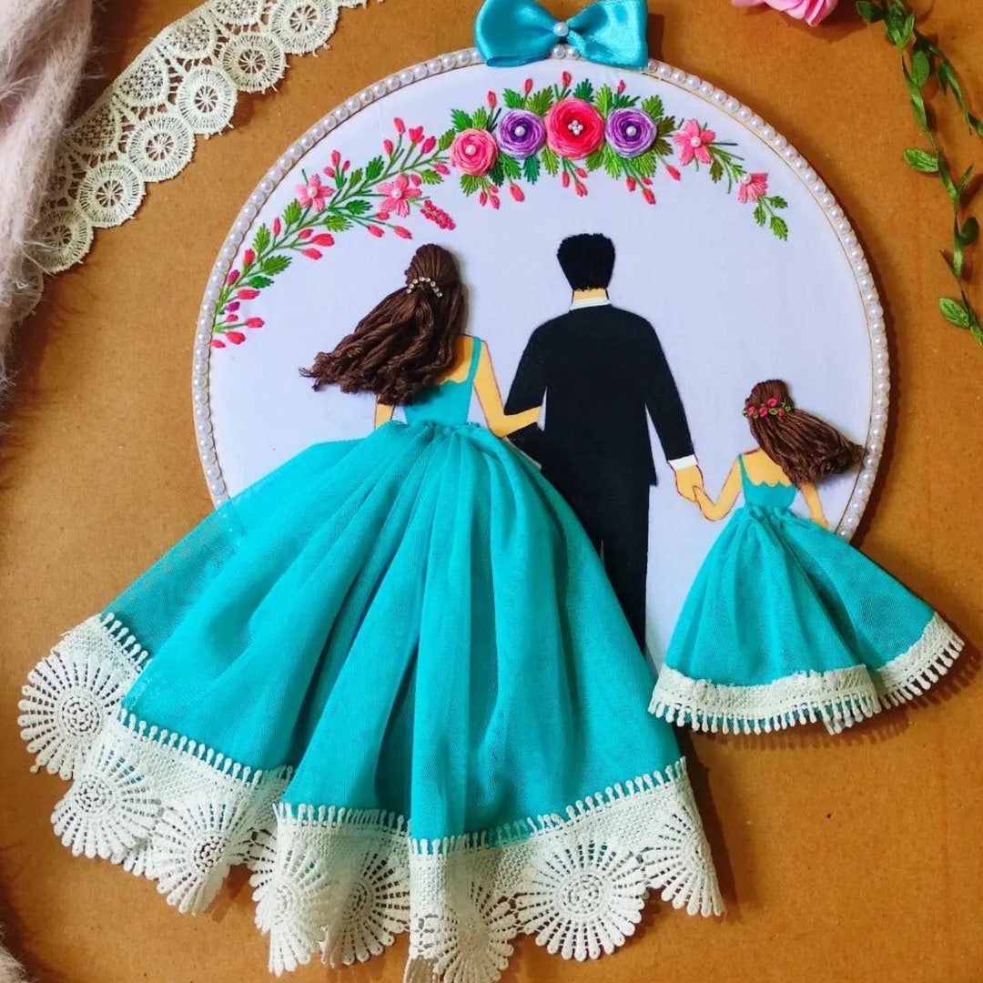 Personalized Family Hoop - Family Hoop, Family Gift, Embroidery Hoop ...