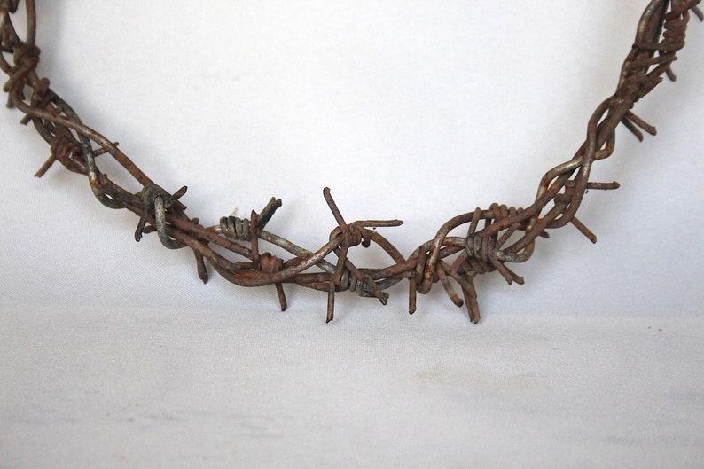 Barbed Wire Wreath Rusty Barbed Wire - Etsy