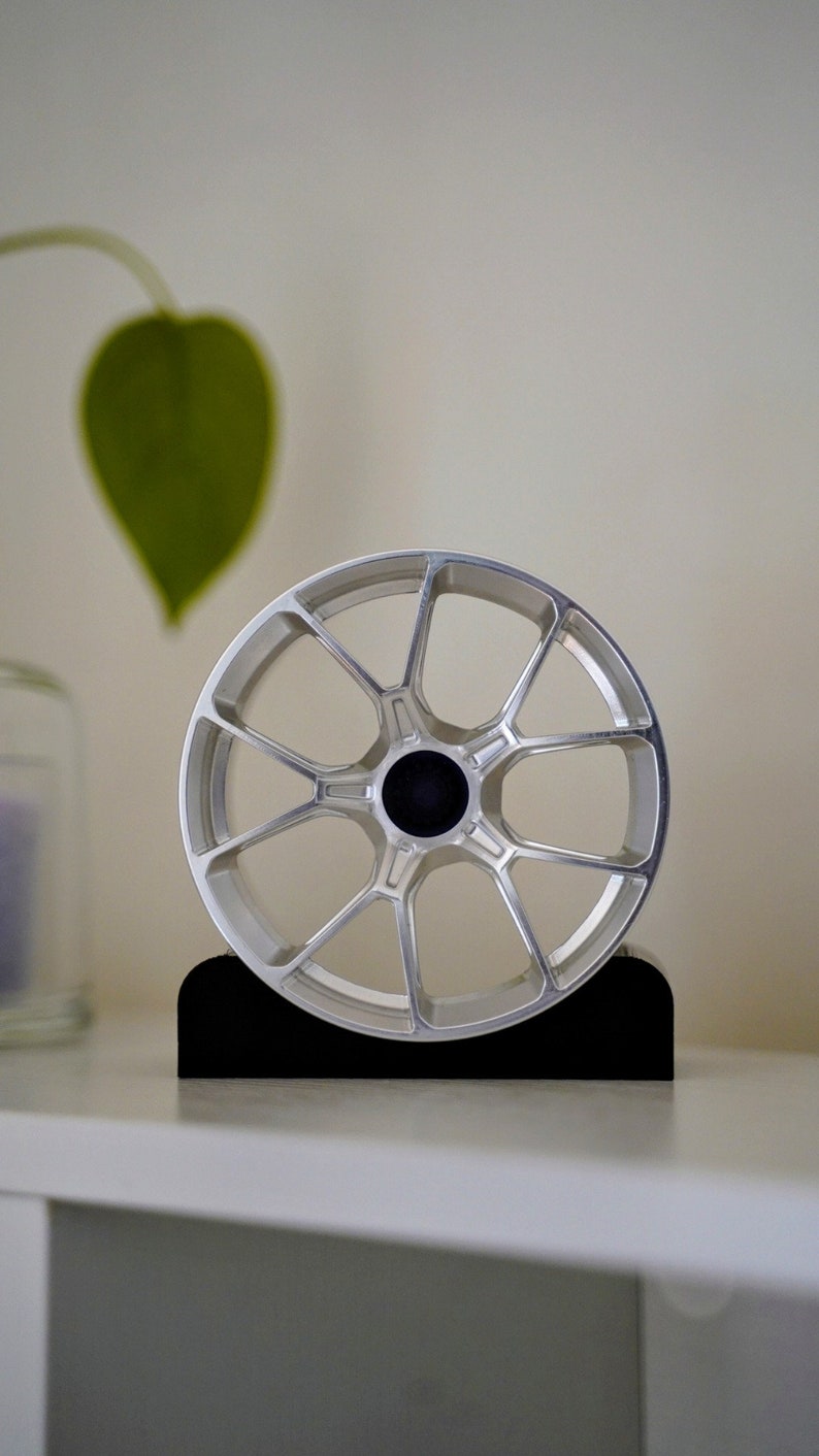1:5 Scale Porsche 911 992 GT3 Rim Desktop Art - Etsy