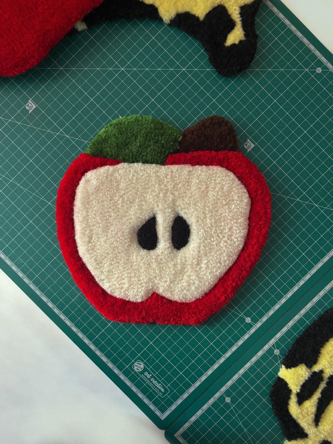 Handmade Apple Tufting Rug, Mini Table Mat, Decorative Object - Etsy