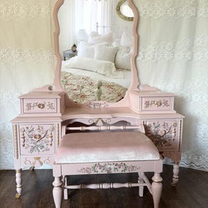 Antique Vanity/vintage Vanity/pink Vanity/make up Vanity/dressing Table ...