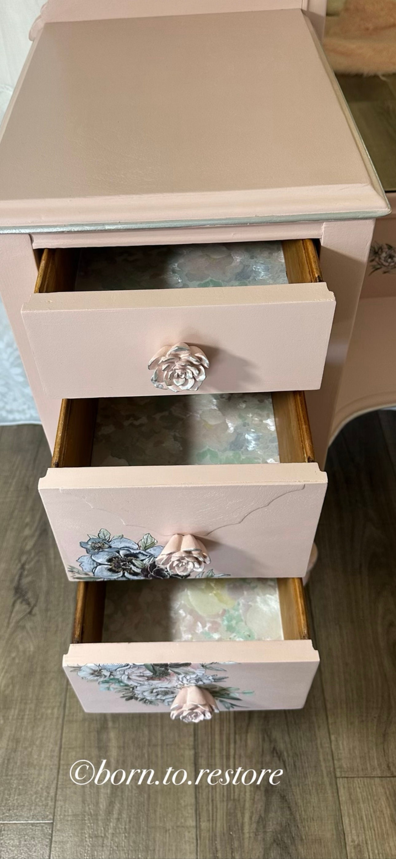 Sold*****please Do Dot Purchase Vanity/vintage Vanity/pink Vanity ...