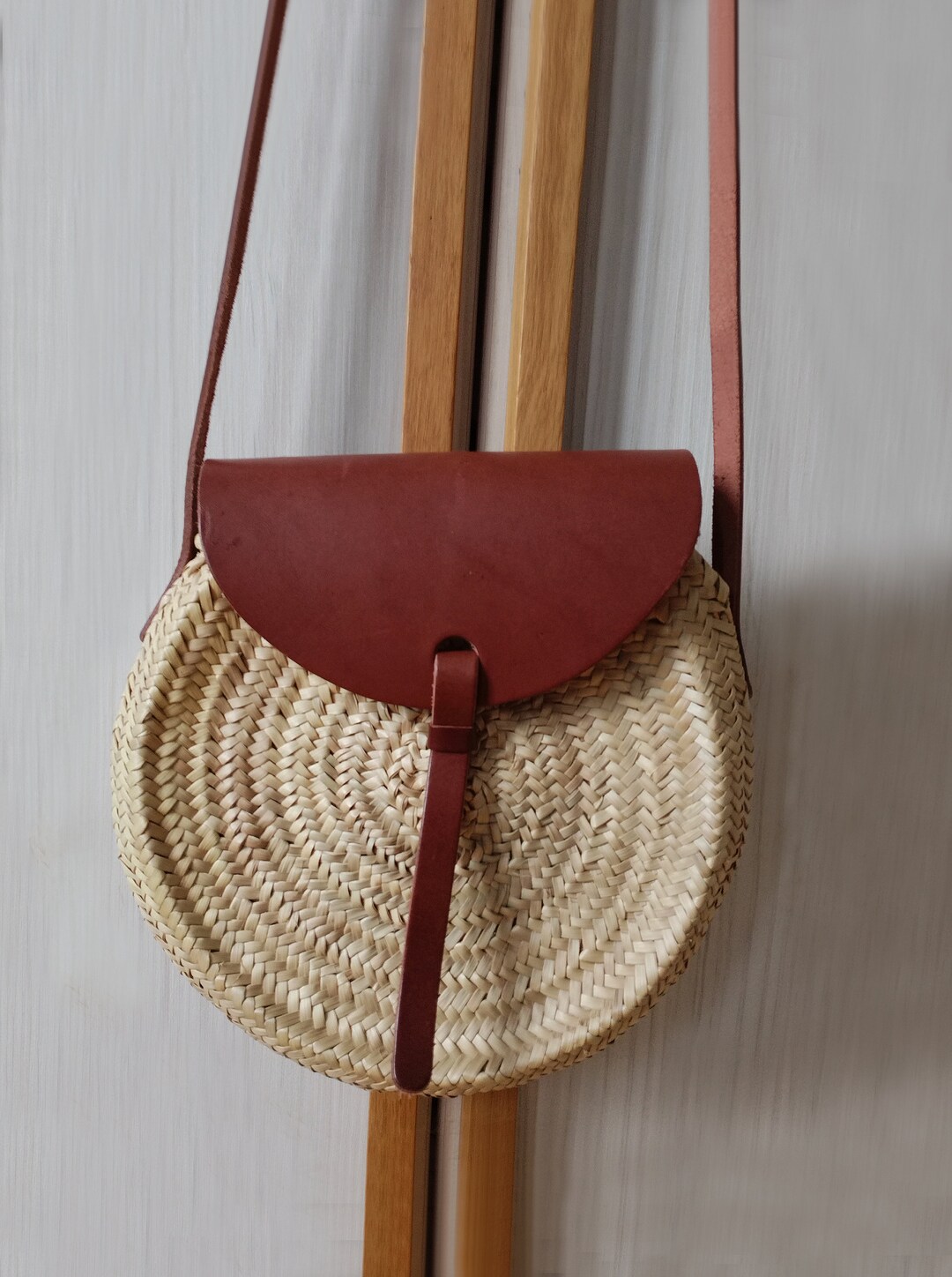 Vintage Round Rattan Bag , Handwoven Crossbody Shoulder Handbag, Basket ...