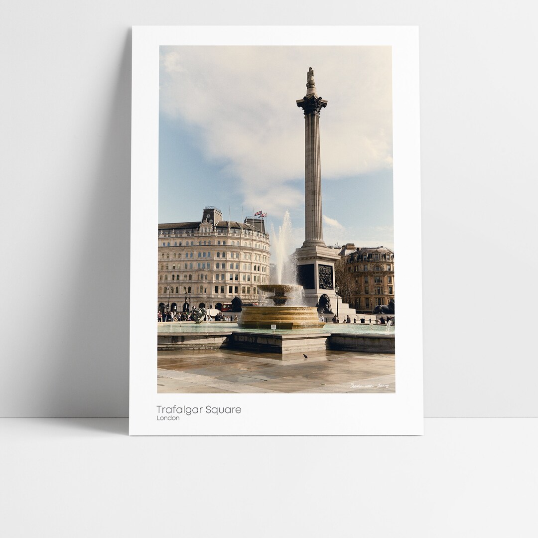 Trafalgar Square London Travel Poster Minimalist UK Travel Print - Etsy