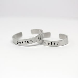 Poison Ivy and Daisy Hand Stamped Duo Ring Set - Etsy