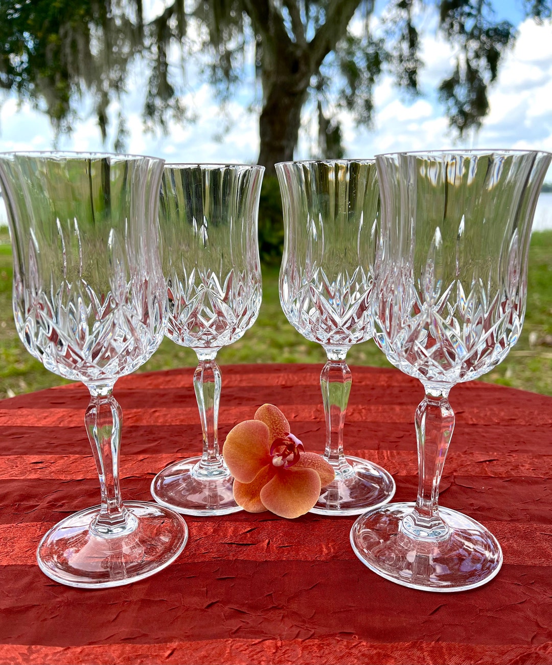 Vintage Royal Crystal Rock (RCR) Lead Free Italian Wine Glasses "opera ...