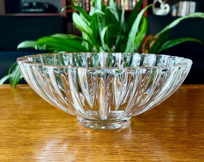 Vintage Villeroy and Boch! "tondo" Pattern 9" Crystal Centerpiece or ...
