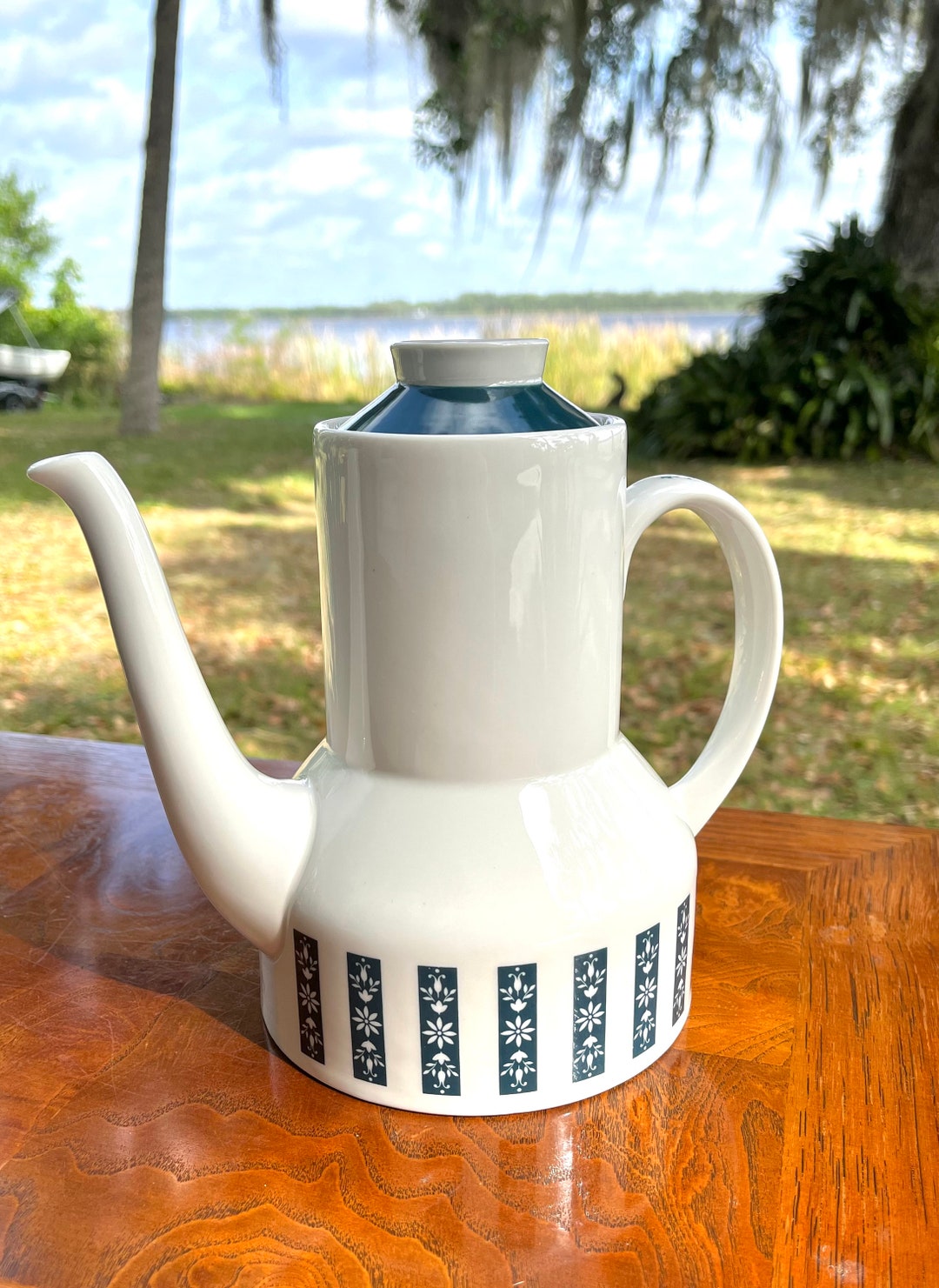 1960s Royal Doulton “moonstone” Pattern 4 Cup Porcelain Teapot in Teal ...