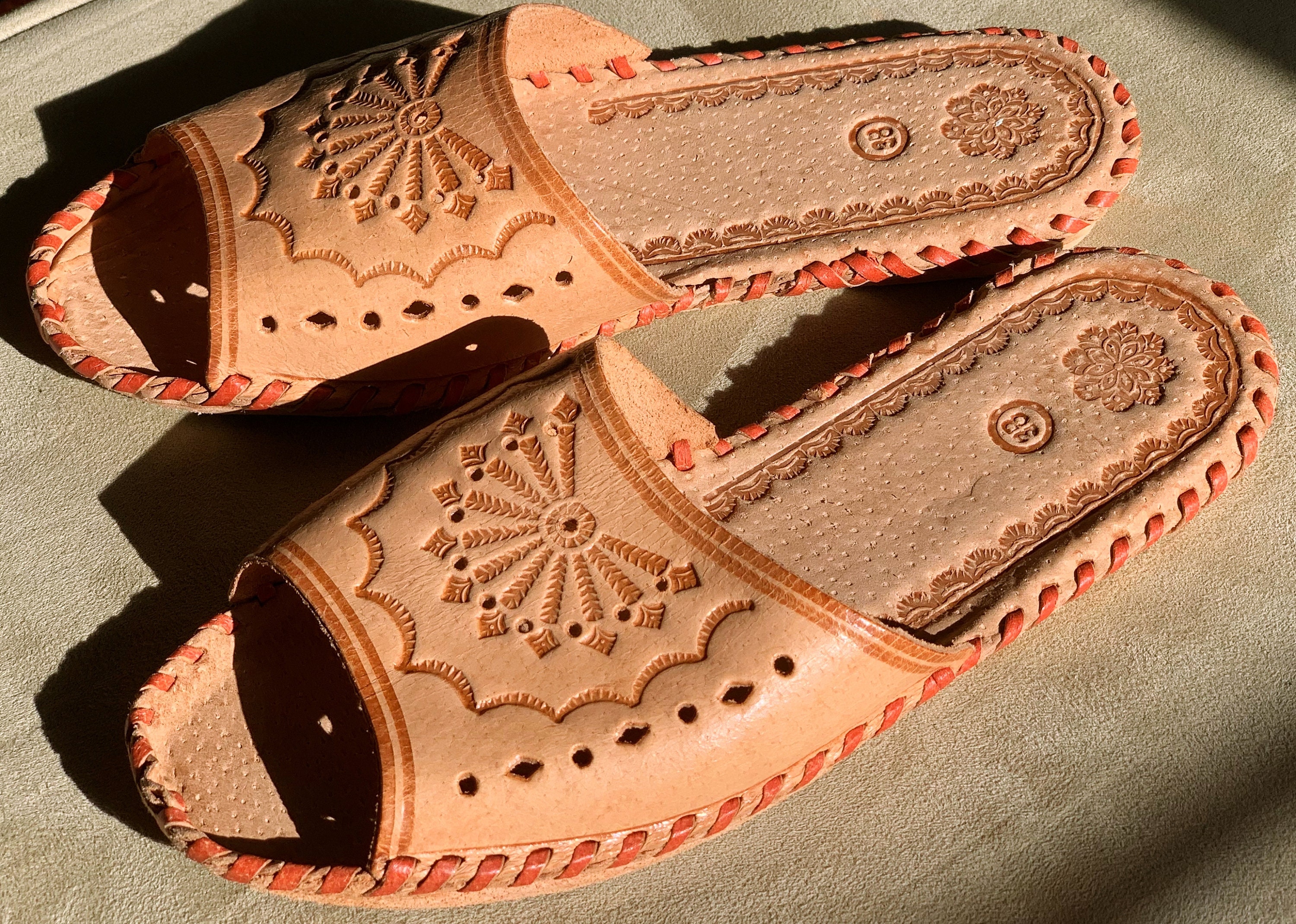 Women's Leather Mountaineer Slippers, Openwork, Natural, Highlander ...