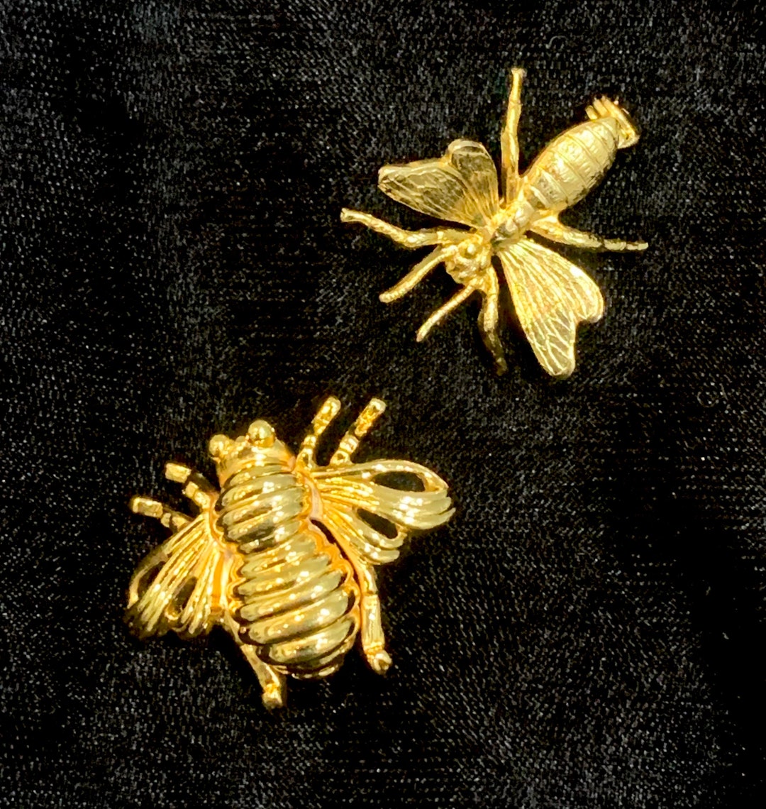 Vintage Gold Tone Signed Joan Rivers Bee Pin & Unsigned Wasp Pin. FREE ...