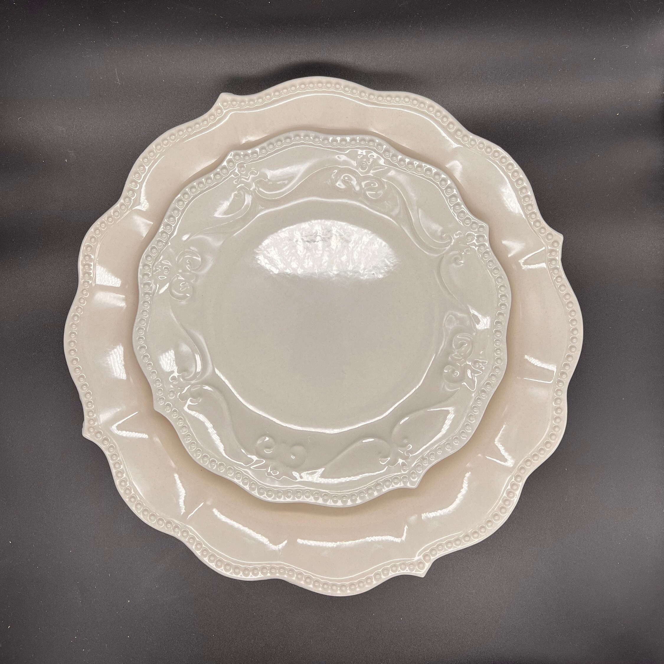 The Pioneer Woman Stoneware Paige-linen Pattern / 12 Dinner Plates / 12 ...