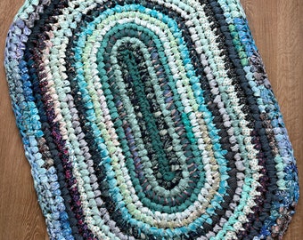 Rag Rug, Round 28 in Turquoise, Red, Med Blue, White - Etsy